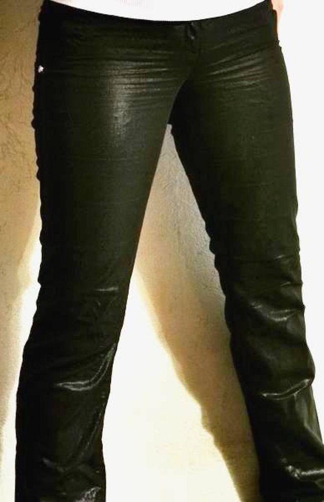 What Are Wax Jeans? Do these pants stretch? | Style Jeans Wear